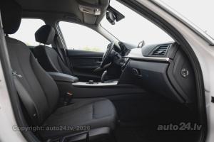 White BMW 3 Series 2016 in Tartu, with an engine capacity of 1.50 L and mileage of 66 thousand km for 17900 €, photo 17 on AUTOMOTO.COM.LV