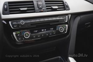 White BMW 3 Series 2016 in Tartu, with an engine capacity of 1.50 L and mileage of 66 thousand km for 17900 €, photo 20 on AUTOMOTO.COM.LV