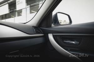 White BMW 3 Series 2016 in Tartu, with an engine capacity of 1.50 L and mileage of 66 thousand km for 17900 €, photo 22 on AUTOMOTO.COM.LV