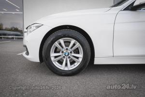 White BMW 3 Series 2016 in Tartu, with an engine capacity of 1.50 L and mileage of 66 thousand km for 17900 €, photo 25 on AUTOMOTO.COM.LV