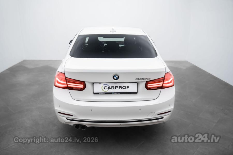 White BMW 3 Series 2016 in Tallinn, with an engine capacity of 2.00 L and mileage of 185 thousand km for 13999 €, photo 7 on AUTOMOTO.COM.LV
