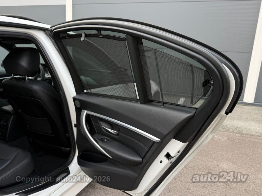 White BMW 3 Series 2016 in Tallinn, with an engine capacity of 2.00 L and mileage of 156 thousand km for 15490 €, photo 12 on AUTOMOTO.COM.LV
