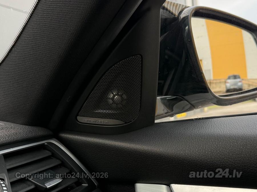White BMW 3 Series 2016 in Tallinn, with an engine capacity of 2.00 L and mileage of 156 thousand km for 15490 €, photo 19 on AUTOMOTO.COM.LV