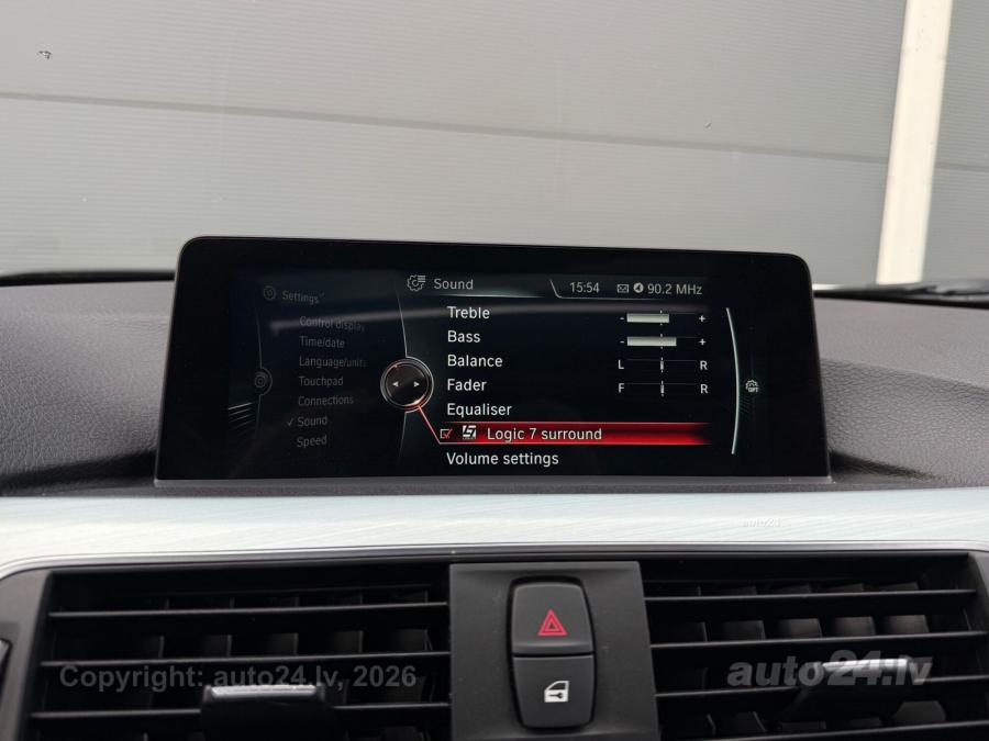 White BMW 3 Series 2016 in Tallinn, with an engine capacity of 2.00 L and mileage of 156 thousand km for 15490 €, photo 22 on AUTOMOTO.COM.LV
