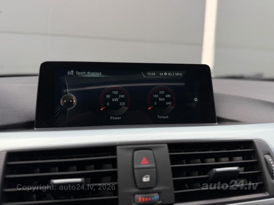 White BMW 3 Series 2016 in Tallinn, with an engine capacity of 2.00 L and mileage of 156 thousand km for 15490 €, photo 25 on AUTOMOTO.COM.LV