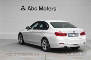 White BMW 3 Series 2018 in Tallinn, with an engine capacity of 2.00 L and mileage of 227 thousand km for 13990 €, photo 7 on AUTOMOTO.COM.LV