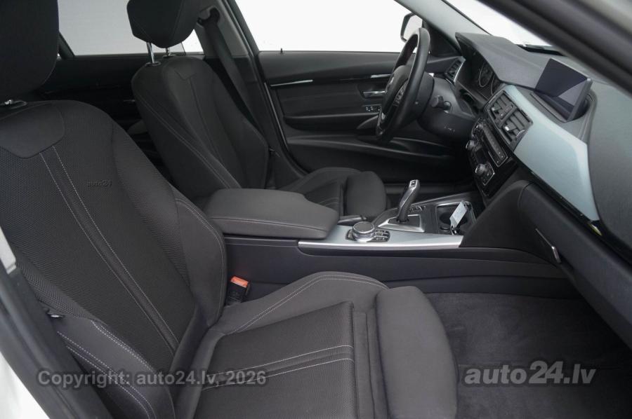 White BMW 3 Series 2018 in Tallinn, with an engine capacity of 2.00 L and mileage of 227 thousand km for 13990 €, photo 11 on AUTOMOTO.COM.LV