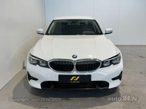 White BMW 3 Series 2019 in Tartu, with an engine capacity of 2.00 L and mileage of 81 thousand km for 26900 €, photo 15 on AUTOMOTO.COM.LV