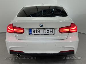 Balts BMW 3 Series 2019 Tallina, ar dzinēja tilpumu 1.50 L un nobraukumu 132 tūkst. km par 17400 €, foto 4 vietnē AUTOMOTO.COM.LV