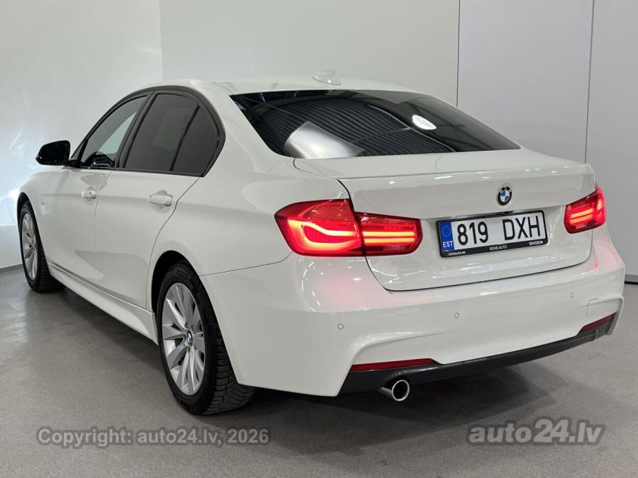 Balts BMW 3 Series 2019 Tallina, ar dzinēja tilpumu 1.50 L un nobraukumu 132 tūkst. km par 17400 €, foto 5 vietnē AUTOMOTO.COM.LV