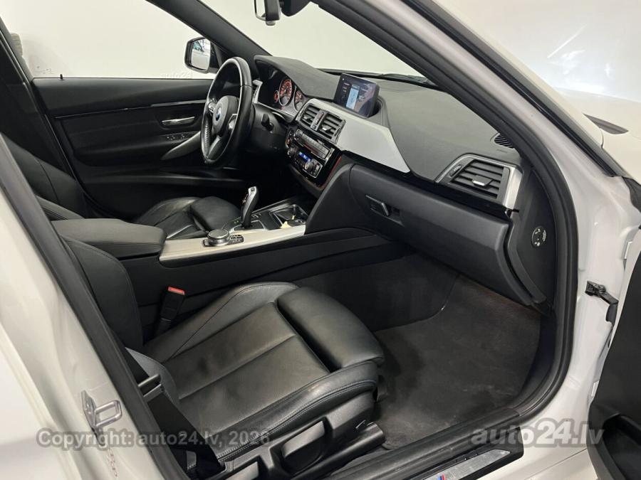 Balts BMW 3 Series 2019 Tallina, ar dzinēja tilpumu 1.50 L un nobraukumu 132 tūkst. km par 17400 €, foto 16 vietnē AUTOMOTO.COM.LV
