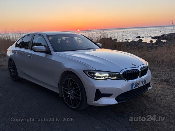 White BMW 3 Series 2019 in Parnu, with an engine capacity of 2.00 L and mileage of 100 thousand km for 25500 €, photo 1 on AUTOMOTO.COM.LV