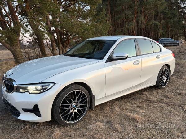 White BMW 3 Series 2019 in Parnu, with an engine capacity of 2.00 L and mileage of 100 thousand km for 25500 €, photo 5 on AUTOMOTO.COM.LV