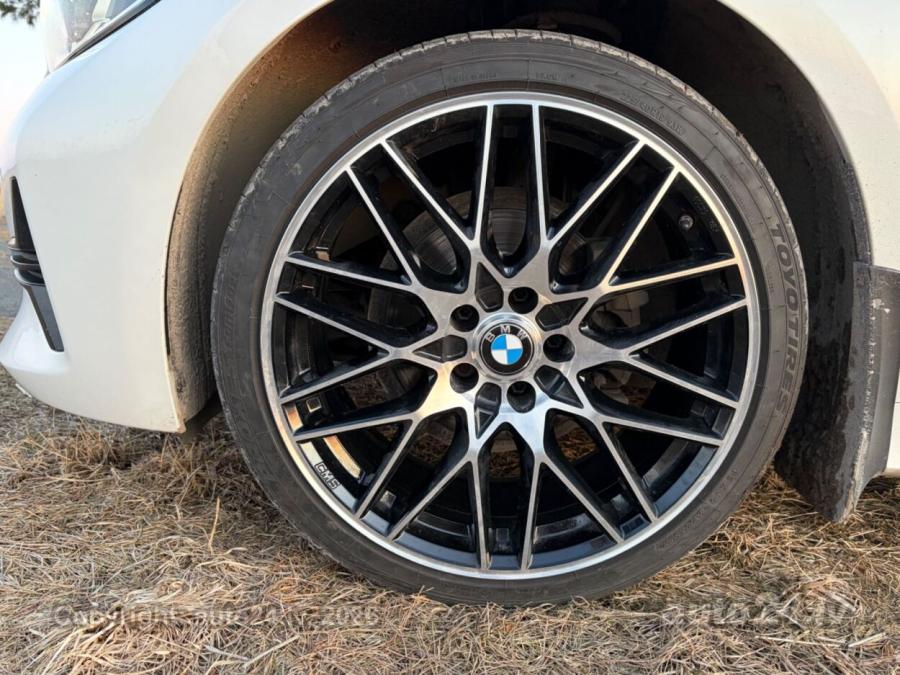 Balts BMW 3 Series 2019 Pērnava, ar dzinēja tilpumu 2.00 L un nobraukumu 100 tūkst. km par 25500 €, foto 10 vietnē AUTOMOTO.COM.LV