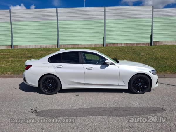 Balts BMW 3 Series 2019 Tallina, ar dzinēja tilpumu 2.00 L un nobraukumu 139 tūkst. km par 21500 €, foto 6 vietnē AUTOMOTO.COM.LV