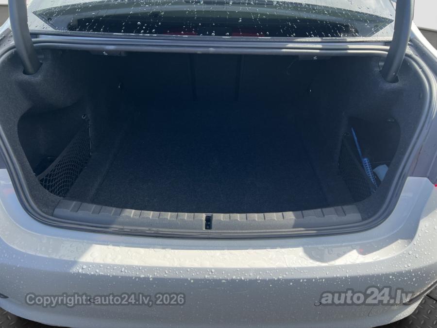 Balts BMW 3 Series 2019 Tallina, ar dzinēja tilpumu 2.00 L un nobraukumu 139 tūkst. km par 21500 €, foto 13 vietnē AUTOMOTO.COM.LV