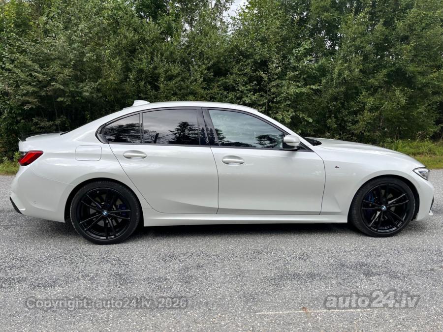 Balts BMW 3 Series 2019 Tiri, ar dzinēja tilpumu 2.00 L un nobraukumu 118 tūkst. km par 31900 €, foto 8 vietnē AUTOMOTO.COM.LV