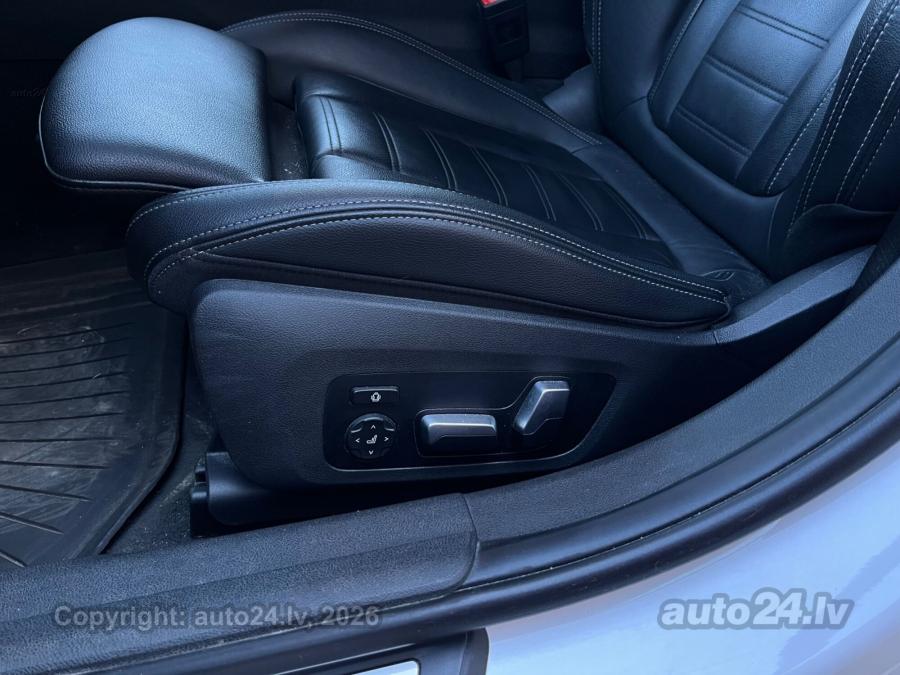 Balts BMW 3 Series 2019 Tiri, ar dzinēja tilpumu 2.00 L un nobraukumu 118 tūkst. km par 31900 €, foto 17 vietnē AUTOMOTO.COM.LV