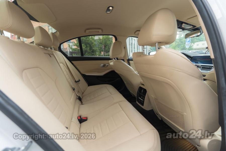 White BMW 3 Series 2019 in Tallinn, with an engine capacity of 2.00 L and mileage of 74 thousand km for 24900 €, photo 17 on AUTOMOTO.COM.LV
