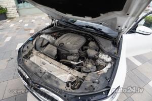 White BMW 3 Series 2019 in Tallinn, with an engine capacity of 2.00 L and mileage of 74 thousand km for 24900 €, photo 20 on AUTOMOTO.COM.LV