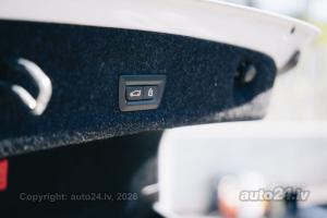 Balts BMW 3 Series 2020 Tallina, ar dzinēja tilpumu 2.00 L un nobraukumu 59 tūkst. km par 27900 €, foto 11 vietnē AUTOMOTO.COM.LV