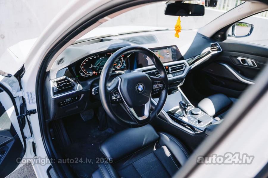 Balts BMW 3 Series 2020 Tallina, ar dzinēja tilpumu 2.00 L un nobraukumu 59 tūkst. km par 27900 €, foto 13 vietnē AUTOMOTO.COM.LV