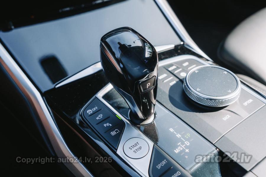 Balts BMW 3 Series 2020 Tallina, ar dzinēja tilpumu 2.00 L un nobraukumu 59 tūkst. km par 27900 €, foto 18 vietnē AUTOMOTO.COM.LV