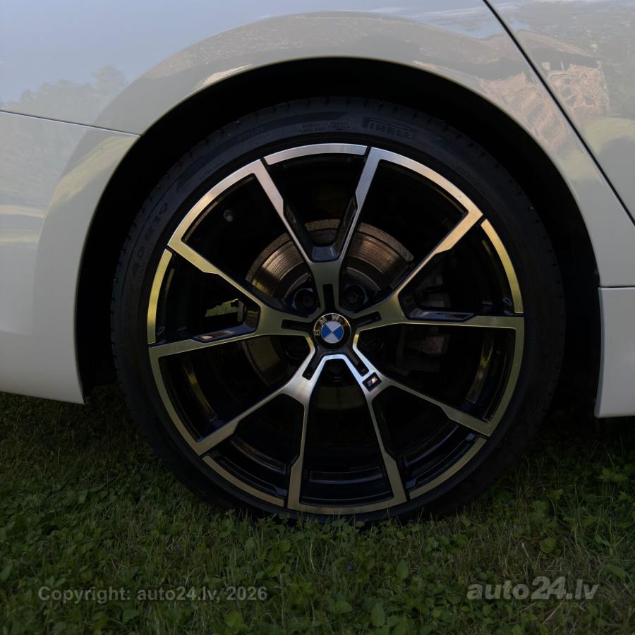 Balts BMW 3 Series 2020 Tallina, ar dzinēja tilpumu 2.00 L un nobraukumu 110 tūkst. km par 33900 €, foto 10 vietnē AUTOMOTO.COM.LV