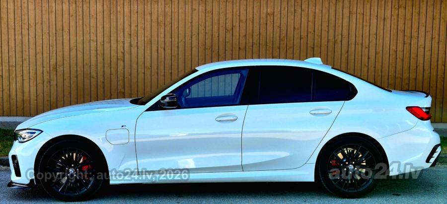 White BMW 3 Series 2021 in Tallinn, with an engine capacity of 2.00 L and mileage of 115 thousand km for 29800 €, photo 6 on AUTOMOTO.COM.LV