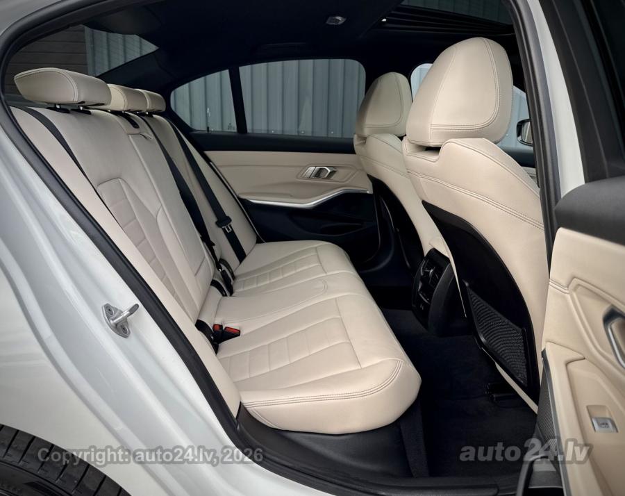 White BMW 3 Series 2023 in Tallinn, with an engine capacity of 2.00 L and mileage of 75 thousand km for 37800 €, photo 12 on AUTOMOTO.COM.LV