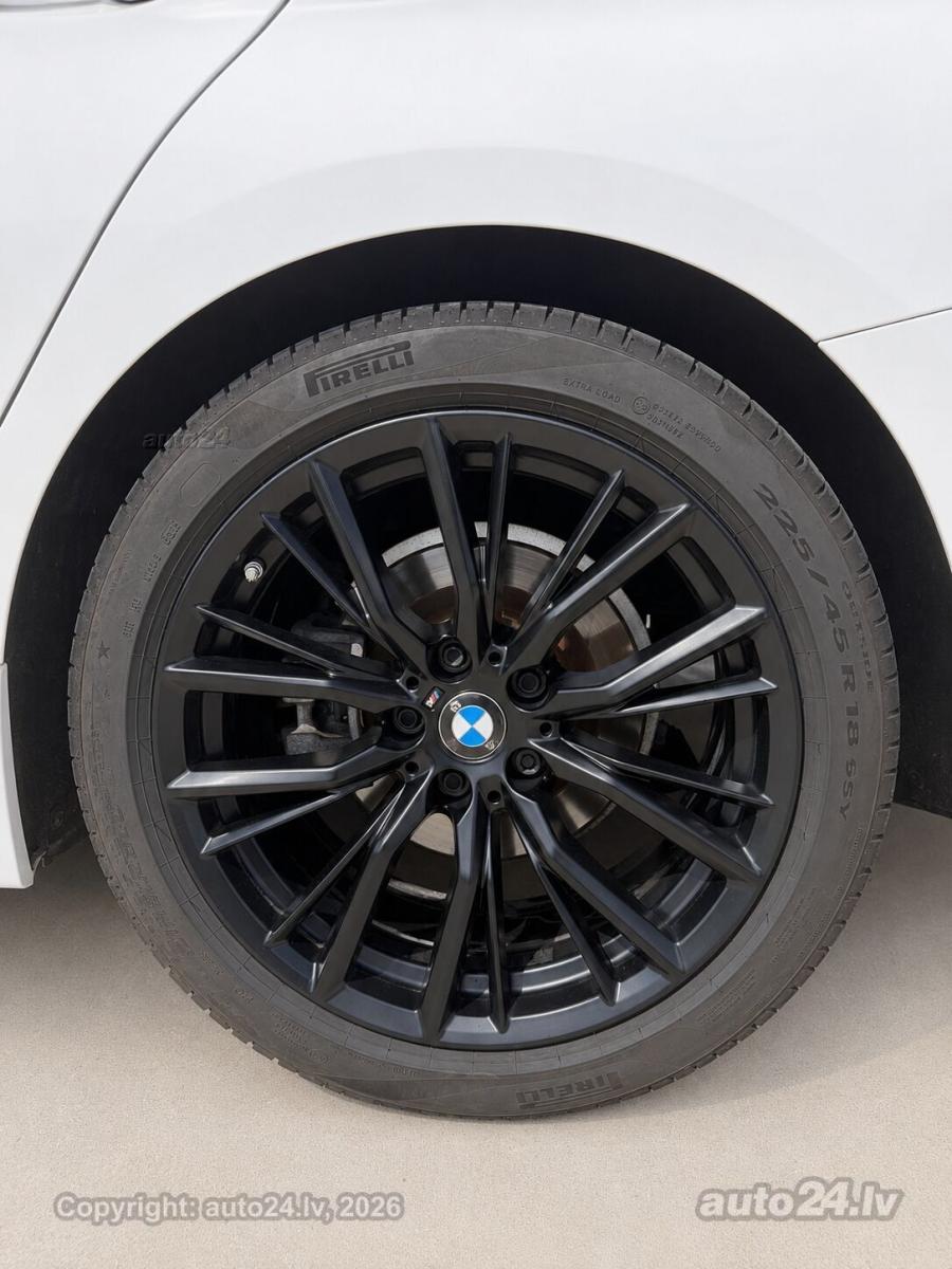 Balts BMW 3 Series 2024 Tallina, ar dzinēja tilpumu 2.00 L un nobraukumu 80 tūkst. km par 39500 €, foto 16 vietnē AUTOMOTO.COM.LV