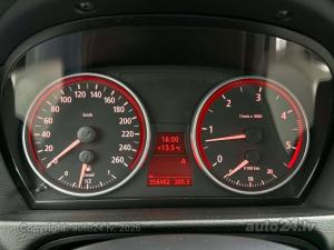 Белый БМВ 3 Серия 2006 в Тарту, объемом двигателя 3.00 л и пробегом 358 тыс. км за 5500 €, фото 13 на AUTOMOTO.COM.LV