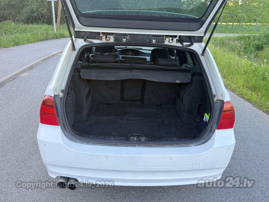 Balts BMW 3 Series 2007 Tartu, ar dzinēja tilpumu 3.00 L un nobraukumu 339 tūkst. km par 2999 €, foto 7 vietnē AUTOMOTO.COM.LV