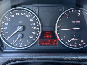 White BMW 3 Series 2009 in Tallinn, with an engine capacity of 2.00 L and mileage of 240 thousand km for 6290 €, photo 18 on AUTOMOTO.COM.LV