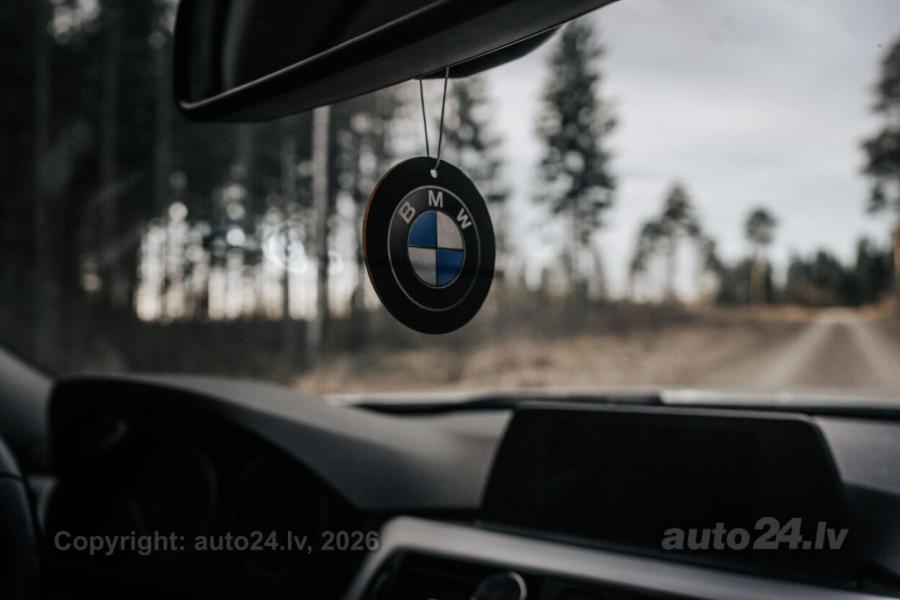 White BMW 3 Series 2013 in Rakvere, with an engine capacity of 2.00 L and mileage of 224 thousand km for 7500 €, photo 24 on AUTOMOTO.COM.LV
