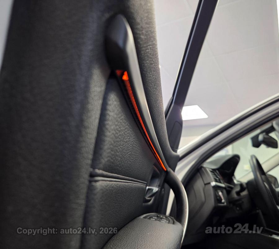 Balts BMW 3 Series 2013 Tartu, ar dzinēja tilpumu 2.00 L un nobraukumu 209 tūkst. km par 10990 €, foto 18 vietnē AUTOMOTO.COM.LV