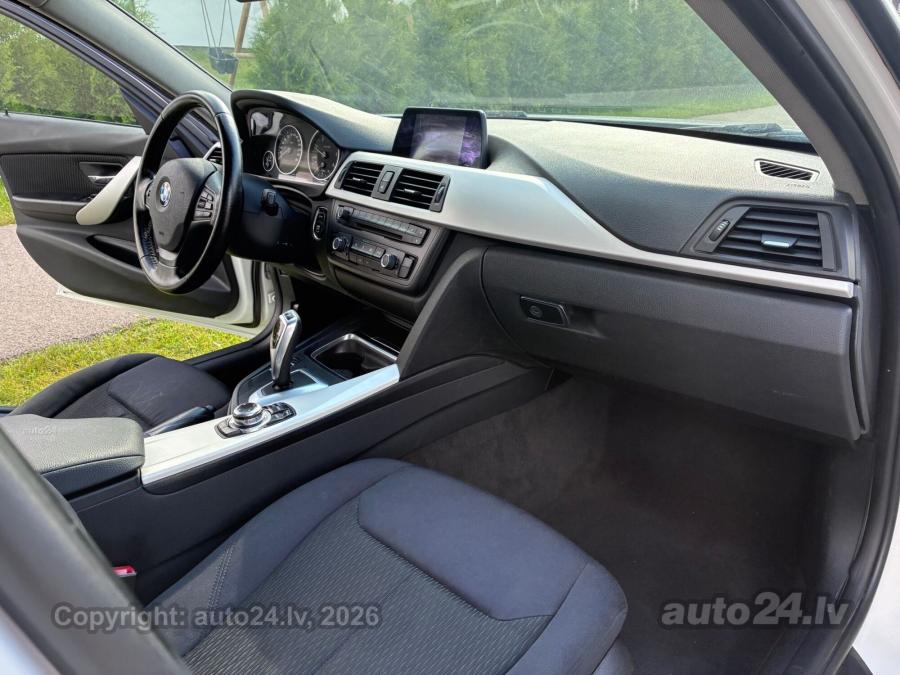 White BMW 3 Series 2014 in Tallinn, with an engine capacity of 2.00 L and mileage of 267 thousand km for 7099 €, photo 9 on AUTOMOTO.COM.LV