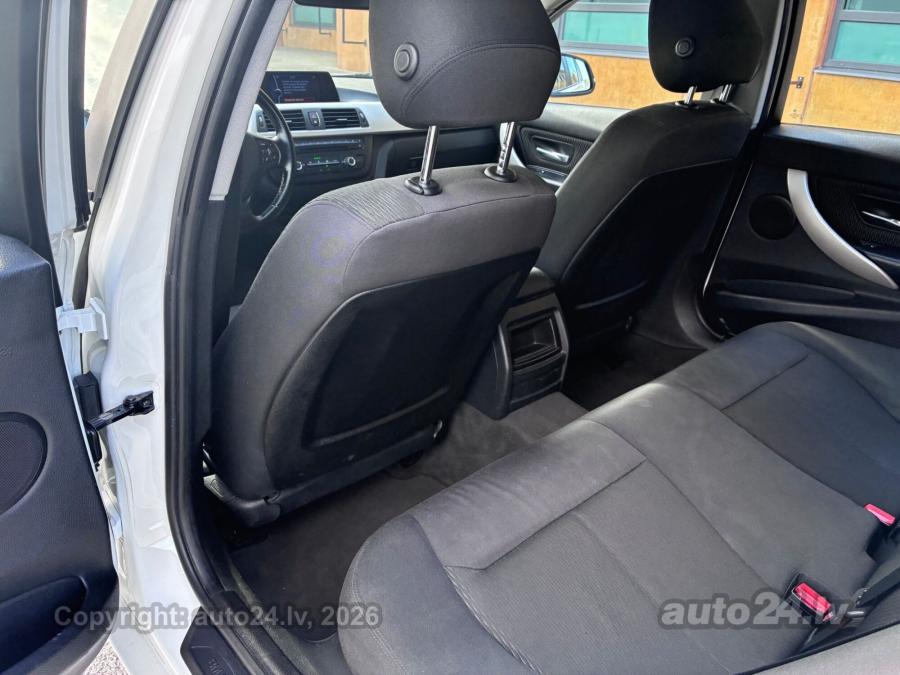 White BMW 3 Series 2014 in Tallinn, with an engine capacity of 2.00 L and mileage of 267 thousand km for 7099 €, photo 11 on AUTOMOTO.COM.LV