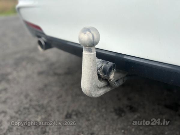 Balts BMW 3 Series 2014 Jelgava, ar dzinēja tilpumu 2.00 L un nobraukumu 192 tūkst. km par 10200 €, foto 9 vietnē AUTOMOTO.COM.LV