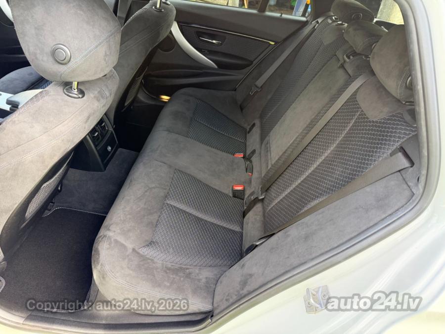 White BMW 3 Series 2016 in Tallinn, with an engine capacity of 2.00 L and mileage of 244 thousand km for 14900 €, photo 9 on AUTOMOTO.COM.LV