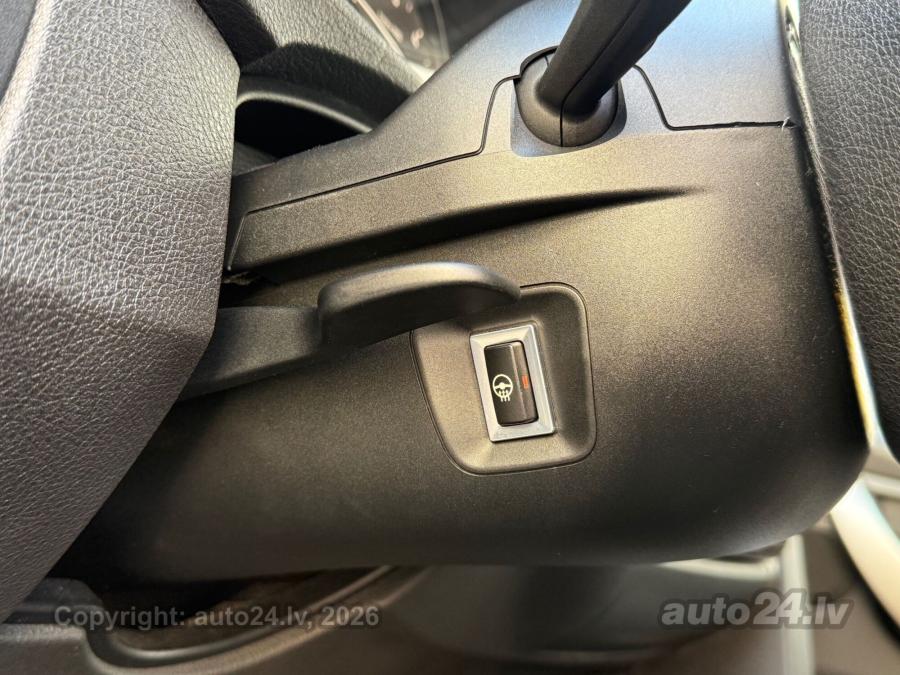 Balts BMW 3 Series 2018 Tallina, ar dzinēja tilpumu 2.00 L un nobraukumu 126 tūkst. km par 14990 €, foto 18 vietnē AUTOMOTO.COM.LV