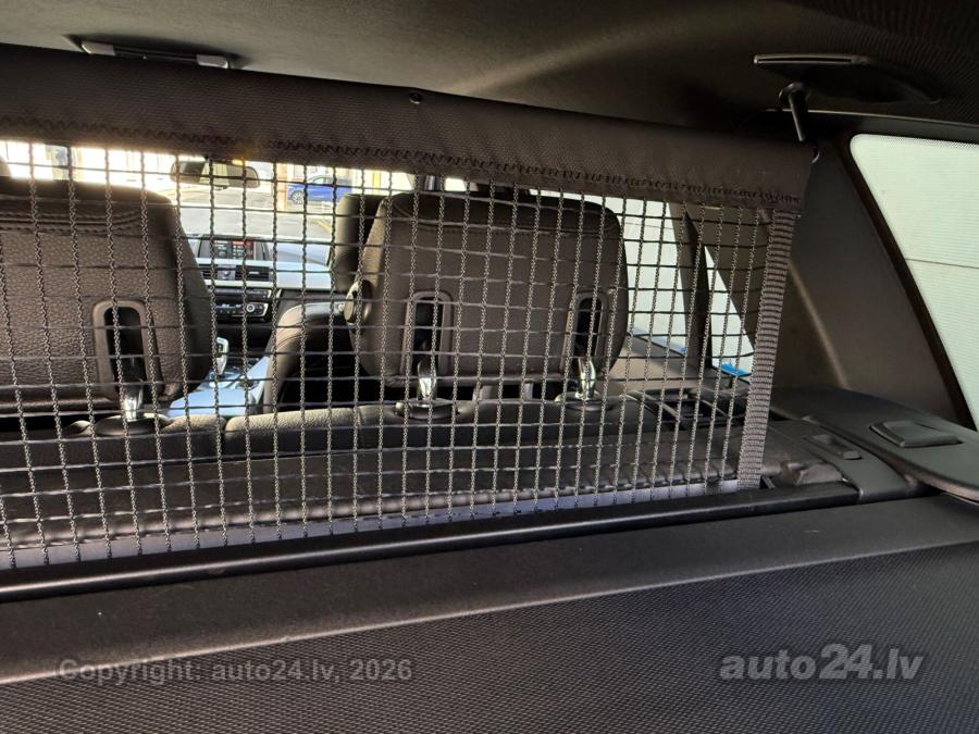 Balts BMW 3 Series 2018 Tallina, ar dzinēja tilpumu 2.00 L un nobraukumu 126 tūkst. km par 14990 €, foto 25 vietnē AUTOMOTO.COM.LV