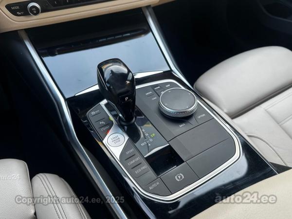 Balts BMW 3 Series 2019 Tallina, ar dzinēja tilpumu 2.00 L un nobraukumu 265 tūkst. km par 18750 €, foto 11 vietnē AUTOMOTO.COM.LV