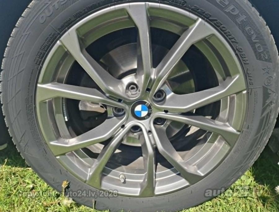Balts BMW 3 Series 2019 Tallina, ar dzinēja tilpumu 2.00 L un nobraukumu 190 tūkst. km par 21499 €, foto 28 vietnē AUTOMOTO.COM.LV