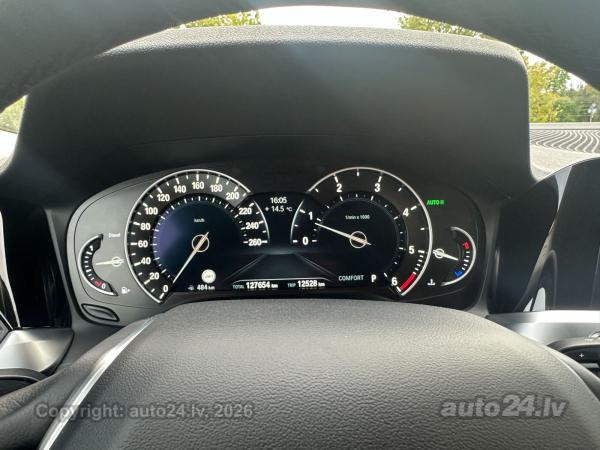 БМВ 3 Серия 2019 в Таллин на AUTOMOTO.COM.LV Белый БМВ 3 Серия 2019 в Таллин, объемом двигателя 2.00 л и пробегом 128 тыс. км за 22300 €, фото 8 на AUTOMOTO.COM.LV