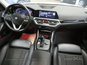 White BMW 3 Series 2021 in Tallinn, with an engine capacity of 3.00 L and mileage of 102 thousand km for 26500 €, photo 3 on AUTOMOTO.COM.LV