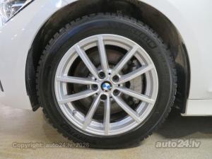 White BMW 3 Series 2021 in Tallinn, with an engine capacity of 3.00 L and mileage of 102 thousand km for 26500 €, photo 11 on AUTOMOTO.COM.LV