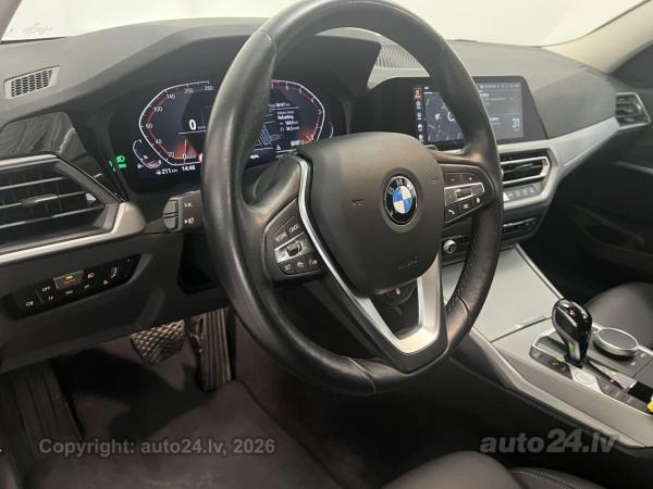 White BMW 3 Series 2021 in Tallinn, with an engine capacity of 2.00 L and mileage of 36 thousand km for 24900 €, photo 7 on AUTOMOTO.COM.LV