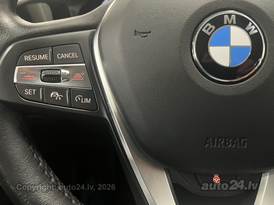 Balts BMW 3 Series 2021 Tallina, ar dzinēja tilpumu 2.00 L un nobraukumu 36 tūkst. km par 24900 €, foto 18 vietnē AUTOMOTO.COM.LV