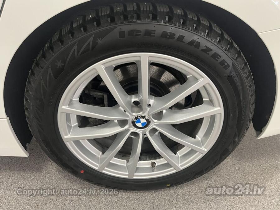 Balts BMW 3 Series 2021 Tallina, ar dzinēja tilpumu 2.00 L un nobraukumu 36 tūkst. km par 24900 €, foto 27 vietnē AUTOMOTO.COM.LV